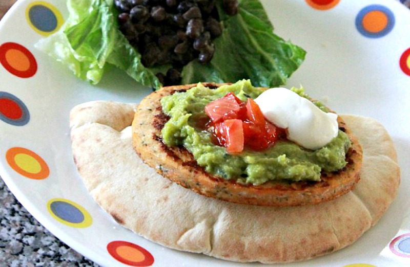 Chili Lime Guacamole Chicken Burgers - Basilmomma